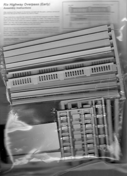 HO Scale Rix Products 628-103 Early 150' Highway Overpass – Sidetrack Hobby