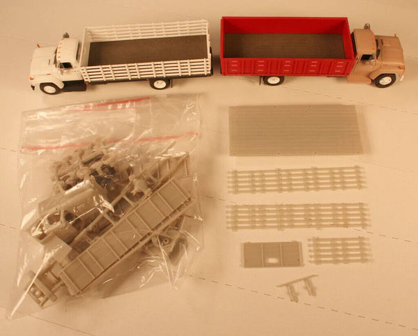 HO Scale A Line Product 50604 Undecorated Ford F850 Stake/Grain Bed Tr ...